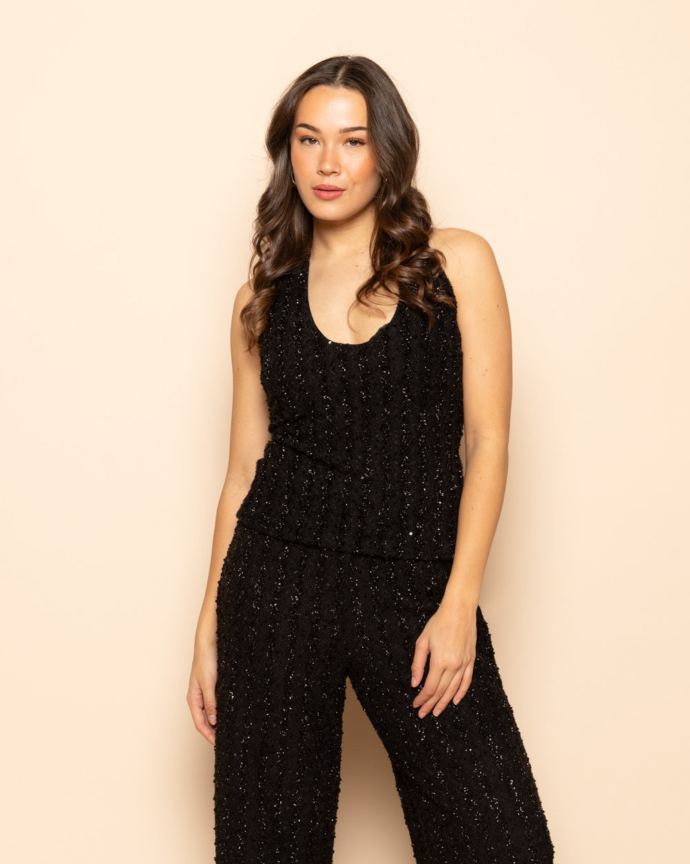 STRETCHY BOUCLE GLITTER HALTER TOP ZWART | Most Wanted