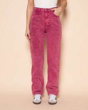 COLORED STRAIGHT LEG JEANS CHERRY | Most Wanted