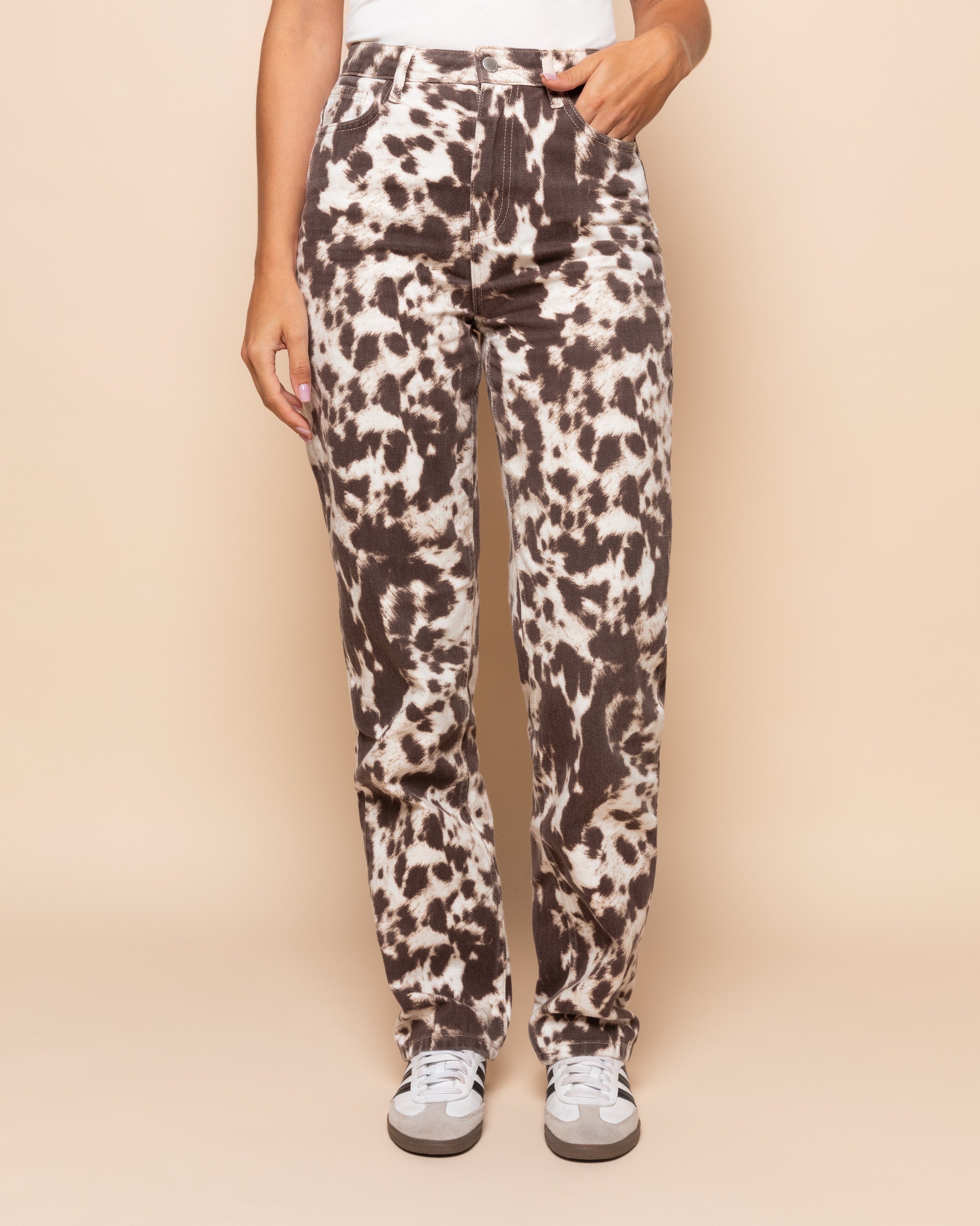 COW ALLOVER JEANS BRUIN | Most Wanted