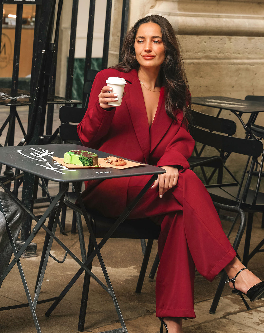 LIZZY STRAIGHT LEG PANTALON PETITE BORDEAUX | Most Wanted